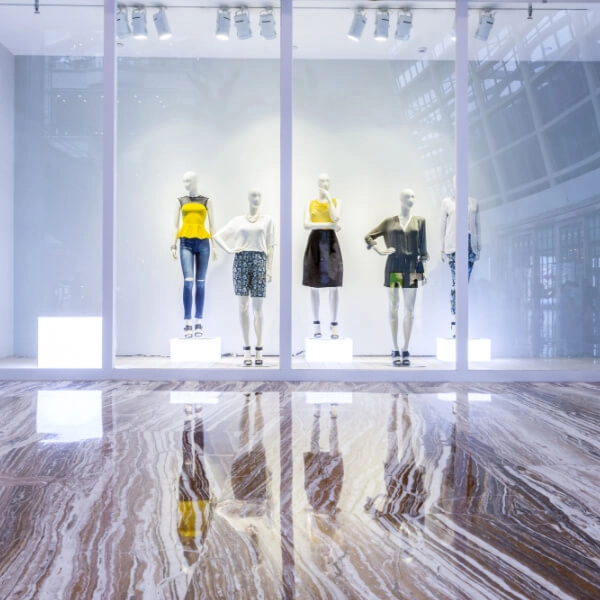 Título oficial online gratuito de escaparatismo comercial